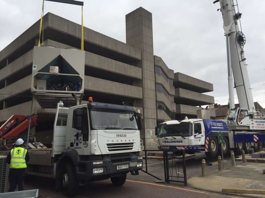 Crane Hire & Contract Lift Services - 1st Industrial & Commercial Services